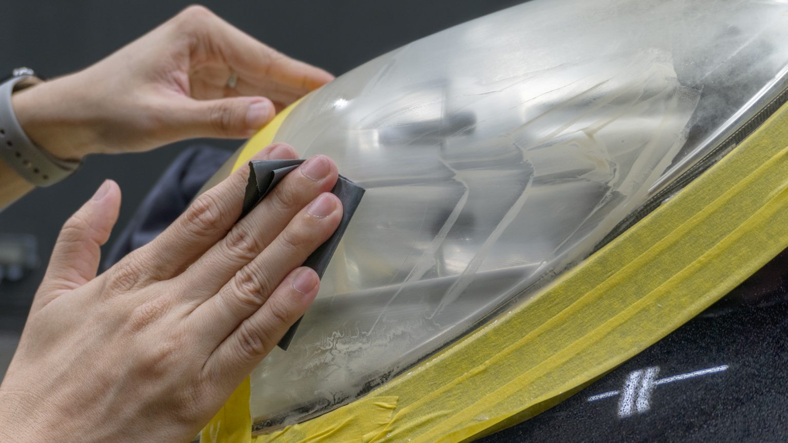 OSREN Headlamp Polish 18 - Quick Guide (How To Polish Headlamps ...